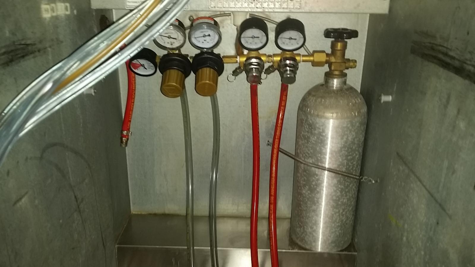 dual regulator -- expandable manifold | Homebrew Talk - Beer, Wine ...